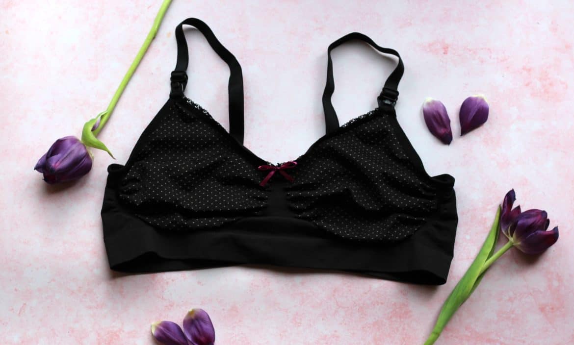 Breastfeeding Essentials and Tips - Soph-obsessed